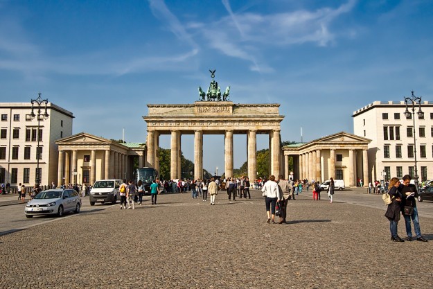 PHOTO: Brandenburg Gate in Berlin